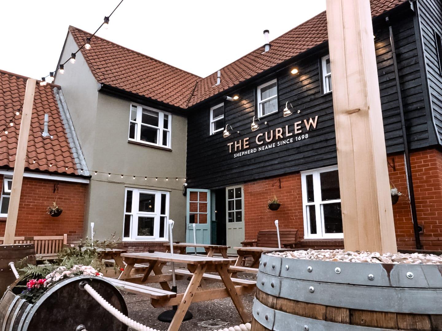 The Curlew pub in Chelmsford | Home